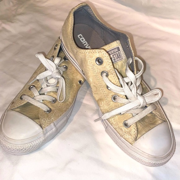 Converse | Shoes | Converse Cream Ivory Off White Lace Lop Sneakers ...